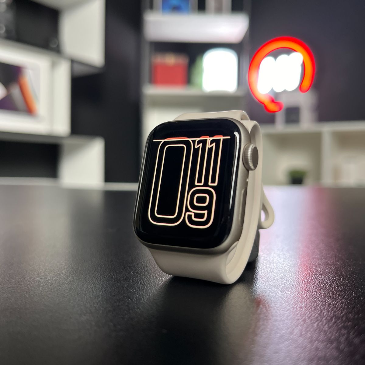 Купить Trade in Apple Watch SE (2024) 40mm Starlight IMEI: LW3F в ...